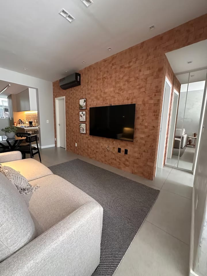 Apt Inteiro C/ 2 Quartos E Vaga Carro - Copacabana - Ipanema