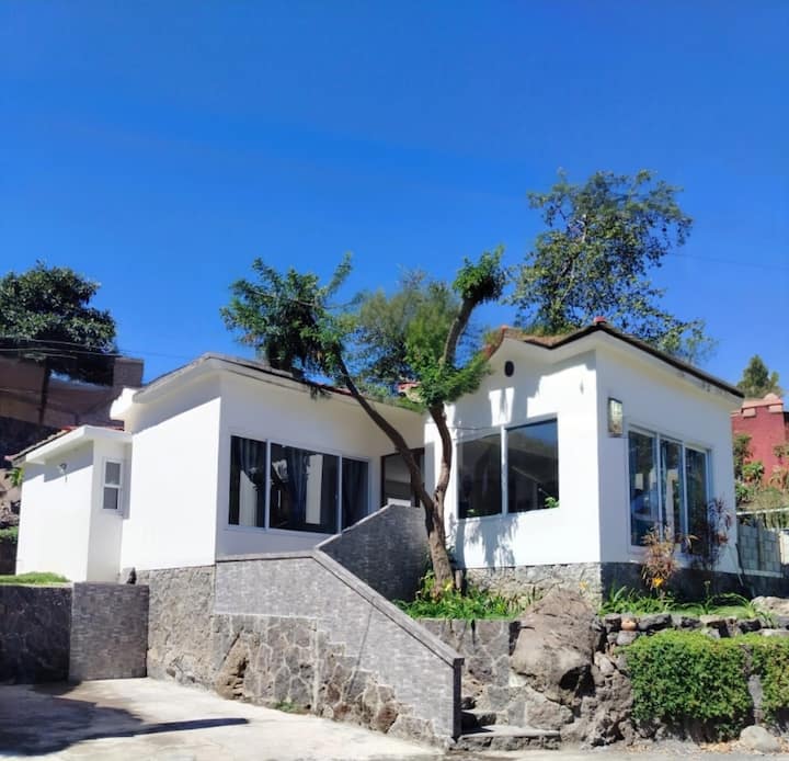 La Casa De Los Abuelitos | Alma & ÂMe - San Lucas Tolimán