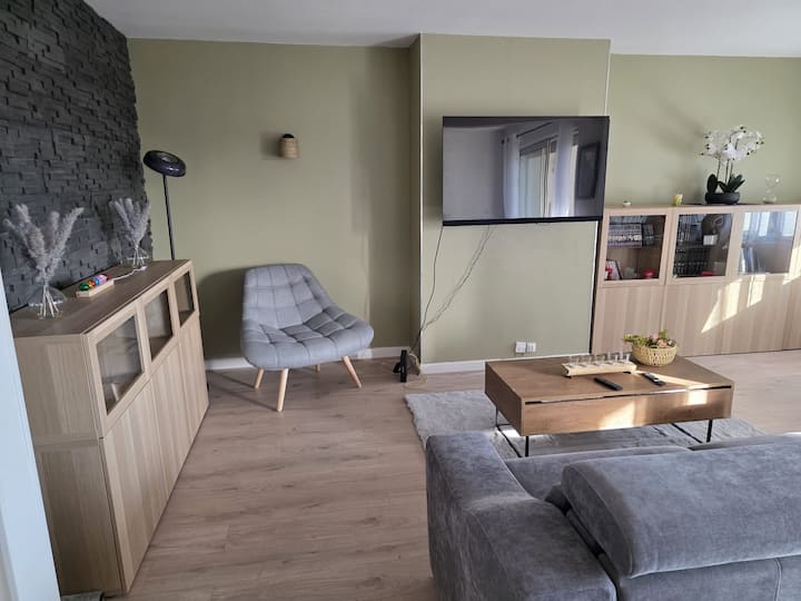 Appartement Cosy Centre Ville Avec Parking - Reims