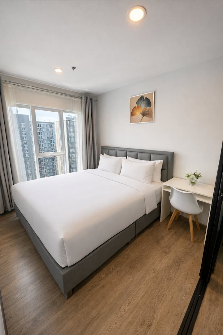 Prime Central Bangkok Condo Near Bangna Bts - Bangkok