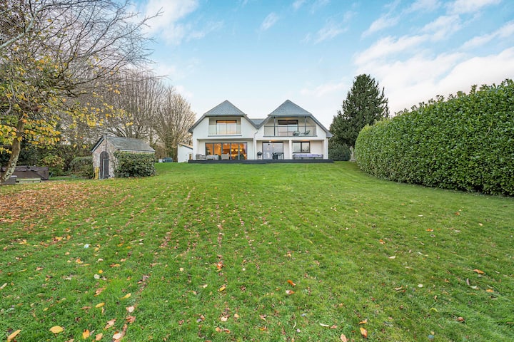 Luxury 5 Bedroom Creekside House With 1 Bed Annex - Porthtowan