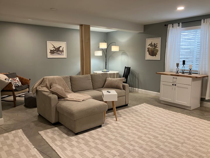 Eagles Nest In The Village Of Geneseo - Conesus Lake, NY