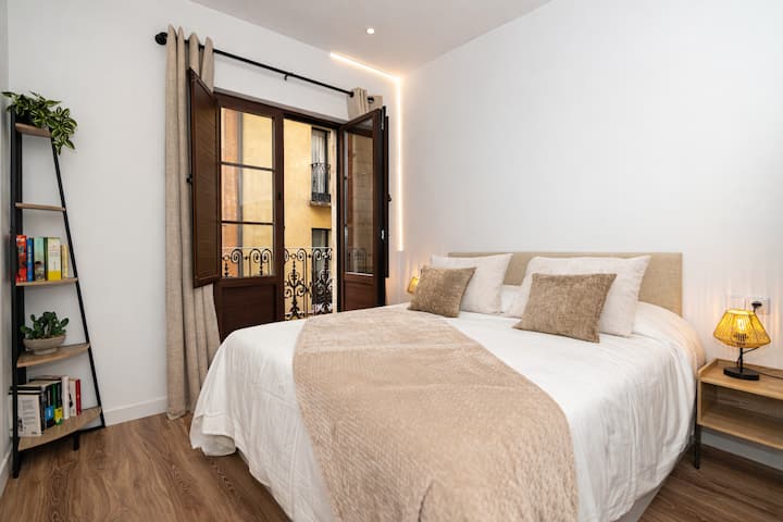 Lujoso Apartamento En Centro Histórico-resogar. - Salamanca