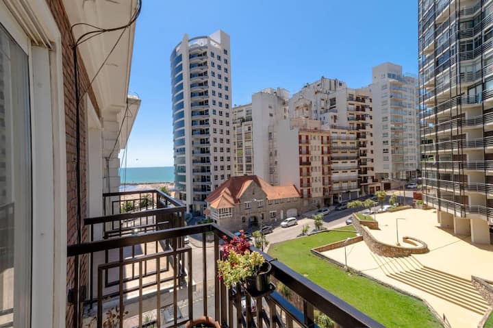 Acogedor Departamento A Pasos Del Mar Y Guemes - Mar del Plata