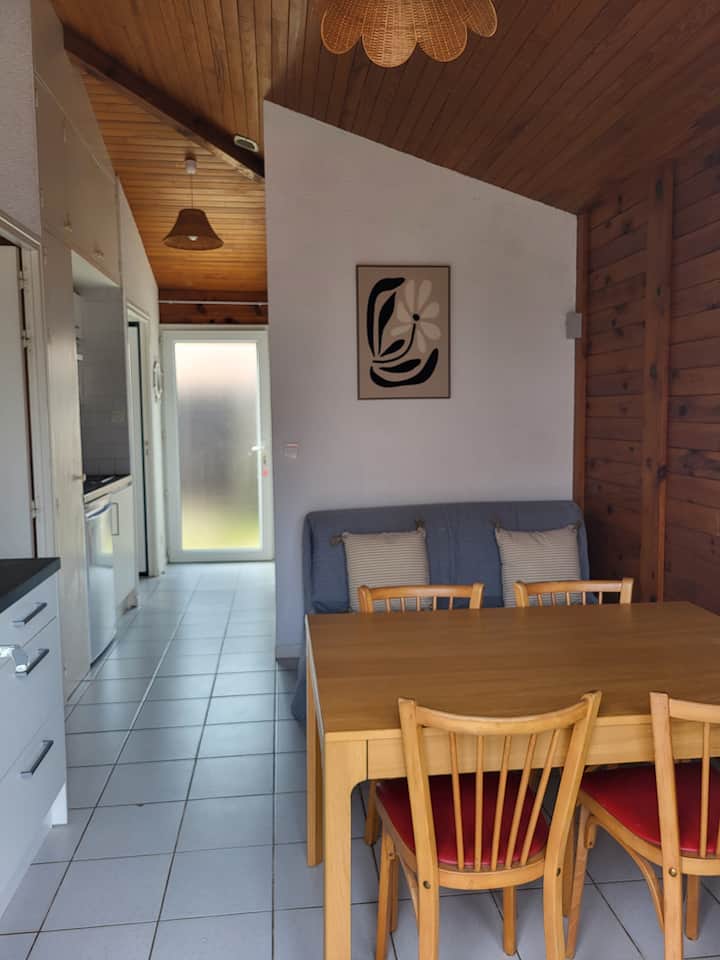 Jolie "Petite Maison" à Proximité De L'océan - Biscarrosse