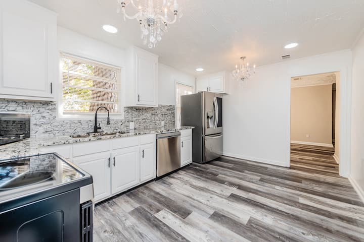 House At Pionono - Macon, GA