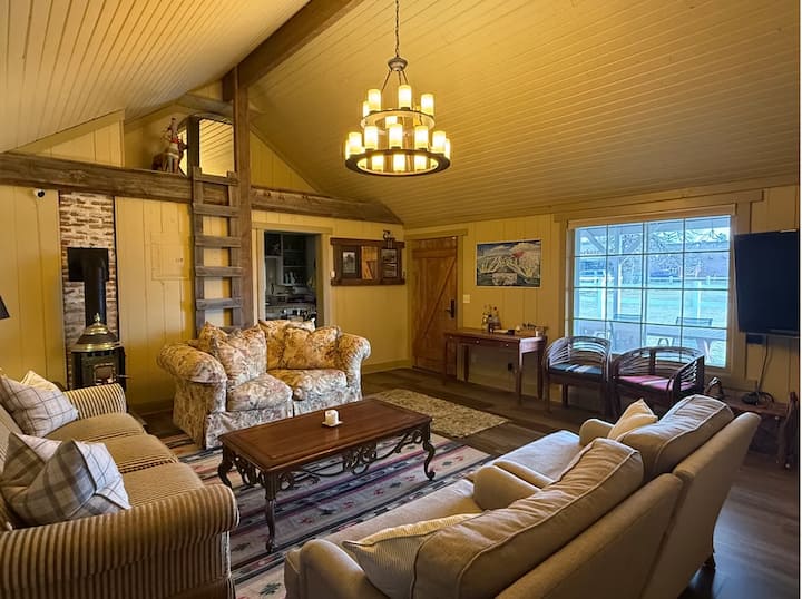 Red Barn In The Bitterroot - Hamilton, MT