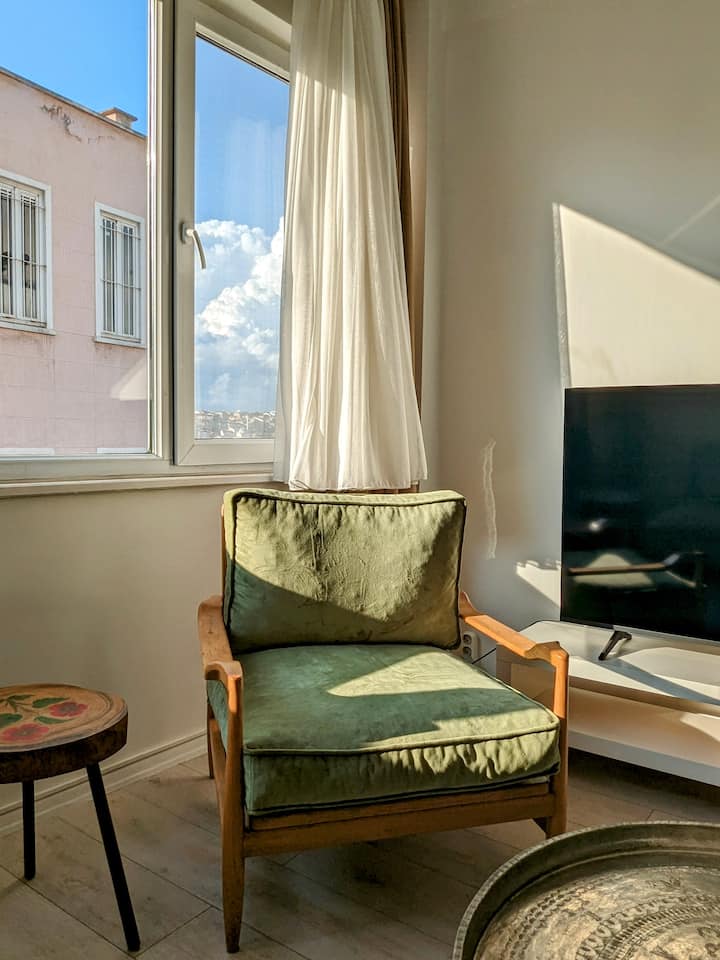 Cozy And Peaceful Gem Near Galatatower - Istanbul