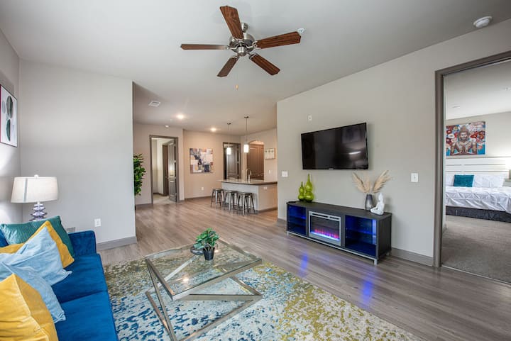 Spacious 2br Near Mercedes-benz Stadium & Midtown - Atlanta, GA