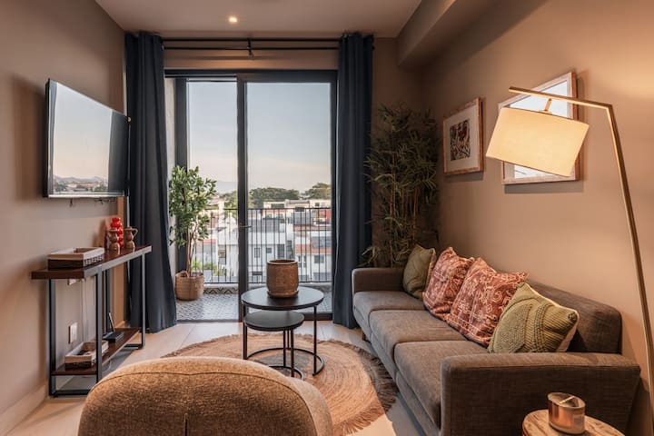 Modern Condo 2br - Pool, Gym And Mountain Views - Mexico