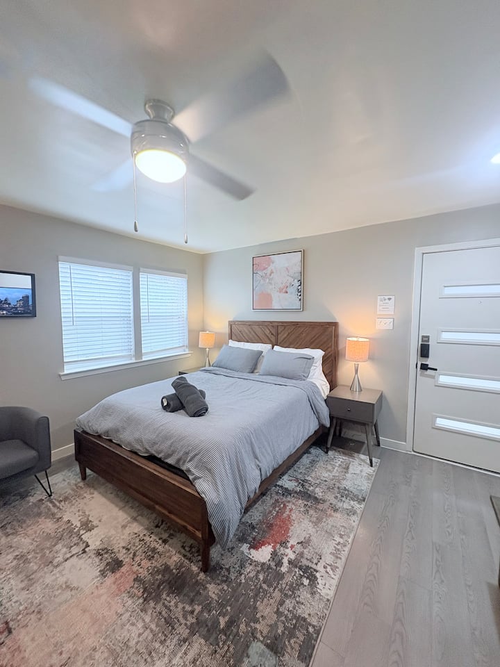 Cozy Atx Retreat In Prime Allandale, Eats/shops - Austin, TX