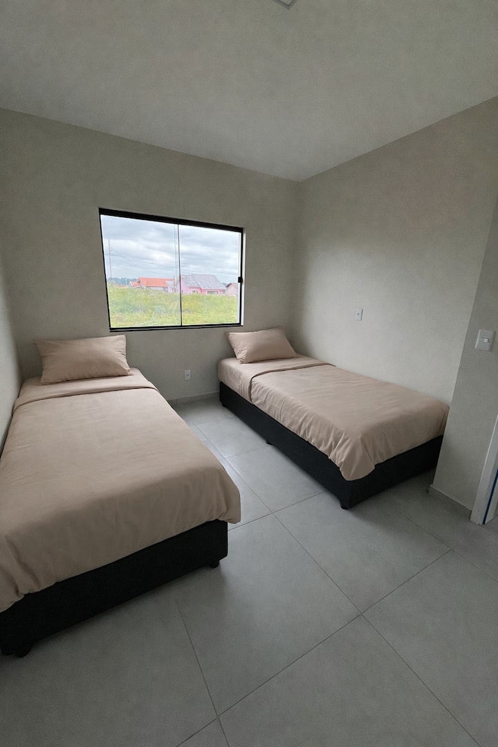 Sobrado Novo: Tranquilidade Em Canoinhas - Canoinhas