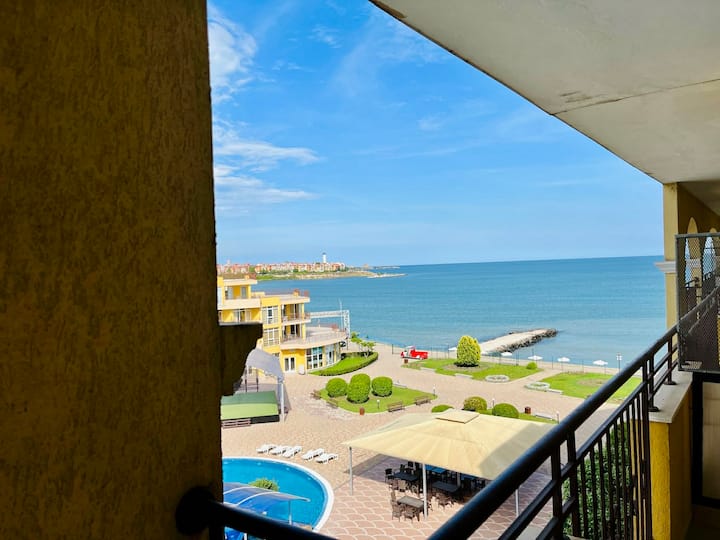 Your Dream Vacation Just Meters From The Sea! - Aheloy