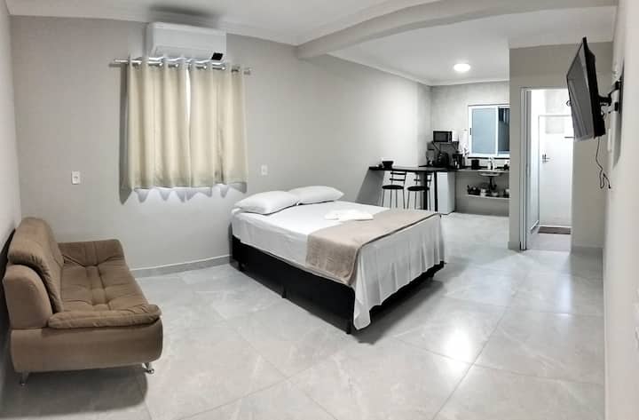 Kitnet Moderna Com Ar E Vaga Privativa Coberta - Sorocaba