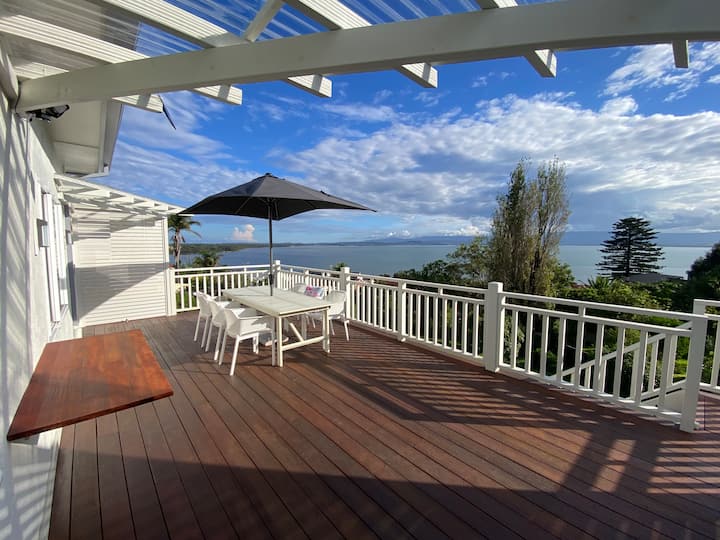 Enjoy The Spectacular Views Of Lake Illawarra. - Dapto