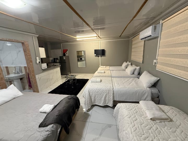 Heavenly Treats 111 Self Catering Apartment - Kimberley