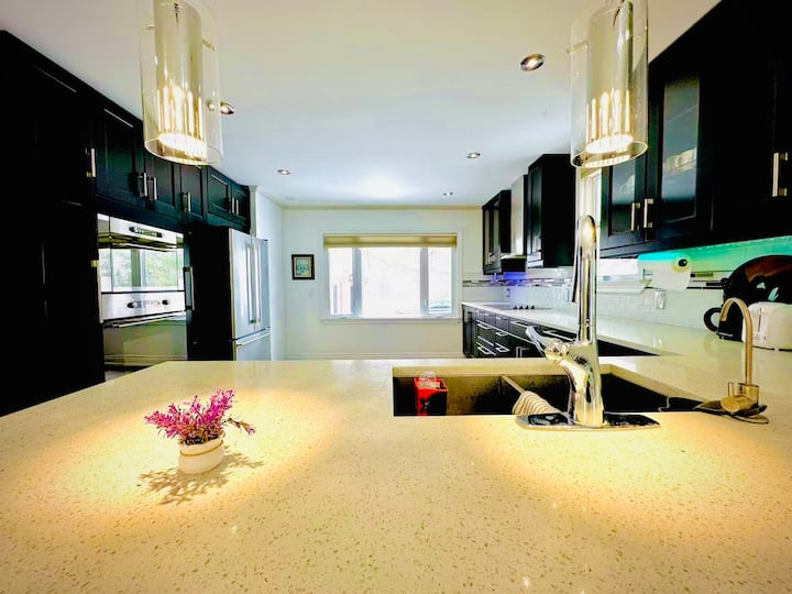 Executive Retreat | Forest Trails | Gta Access - Port Perry