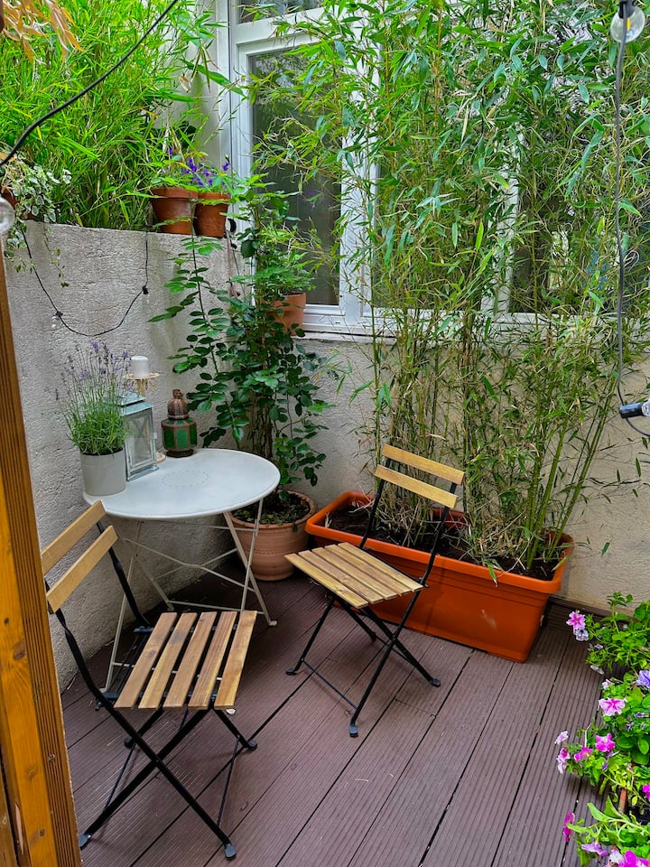 1. Charmant Studio Dans Une Cour Au Cœur De Paris. - Paris