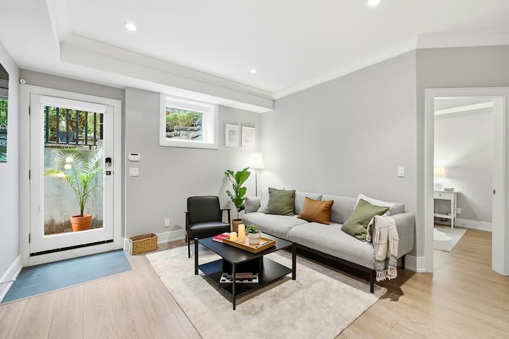 Family Friendly | Forest Retreat | North Van - North Vancouver