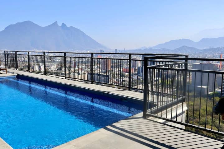 Comodo Loft Con Terraza En El Centro De Monterrey - Monterrey