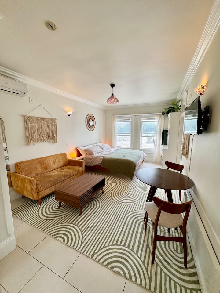 Oceanside Loft - Los Angeles, CA