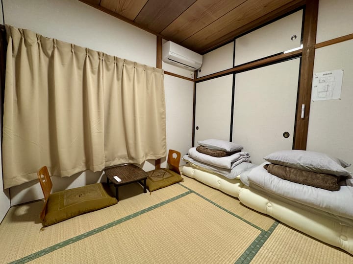 【太田駅徒歩15分】戸建住宅2階の個室1部屋分（個室タイプ） - Ota