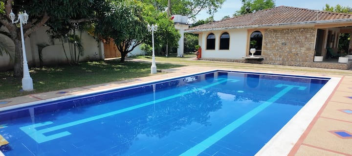 Casa Quinta "El Igua" En Anapoima. - Anapoima