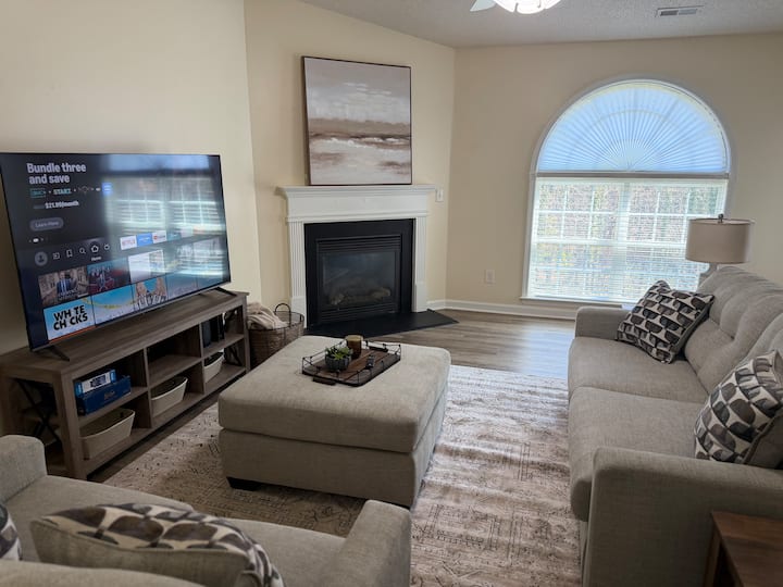 Greensboro Stay | Near High Point - High Point, NC