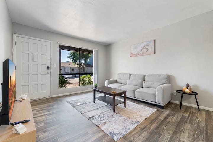 Modern 1br Near Downtown Mesa - Mesa, AZ