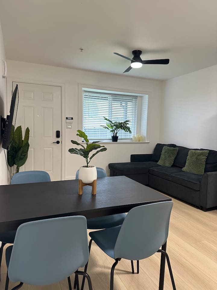 Comfortable Cozy Suite Close To Everything! - Vancouver
