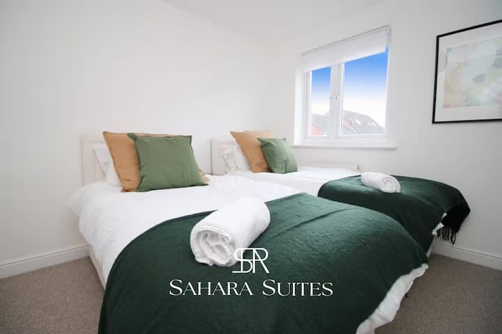 Stylish & Spacious 5bed Home - Sleeps 10 - Parking - Newport