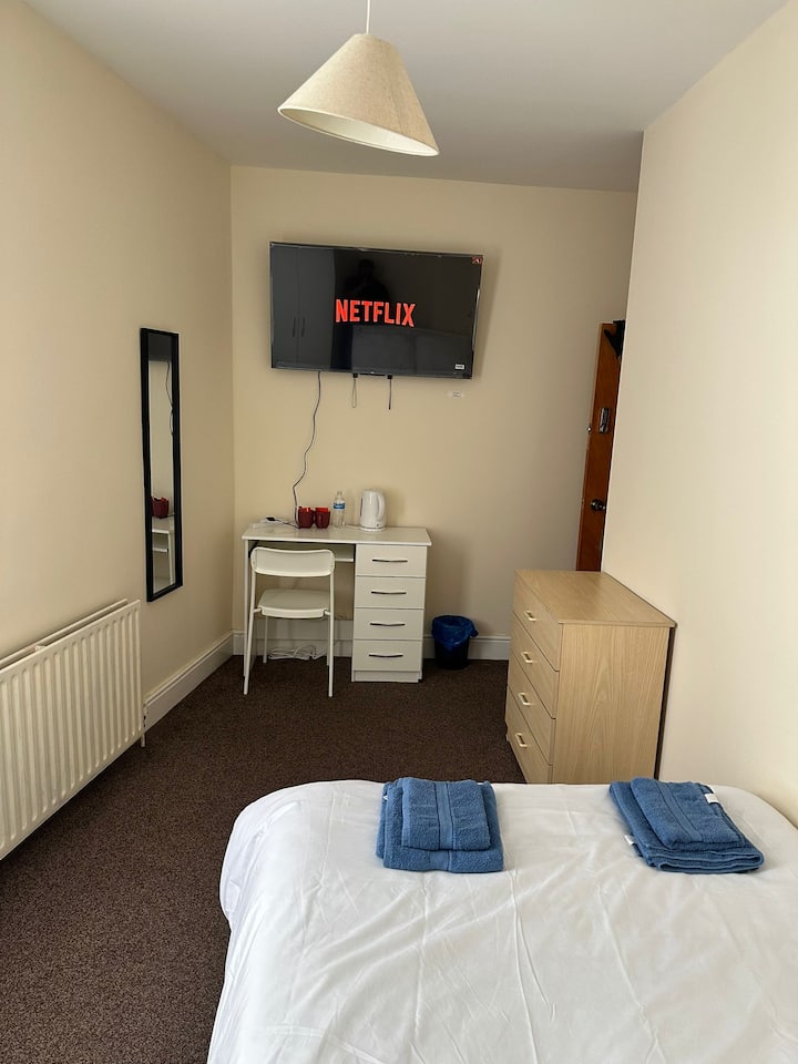 Room+ By City Centre/train Station/qmc - Nottingham