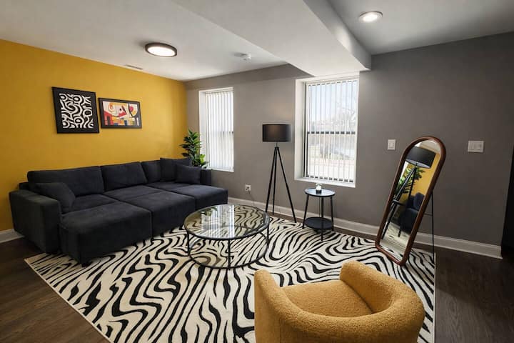 Cozy 2br Unit Near Garfield Park & United Center - Oak Park, IL