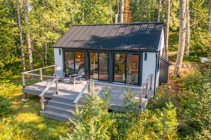 Burntside Lake Luxury Cabin - Ely, MN