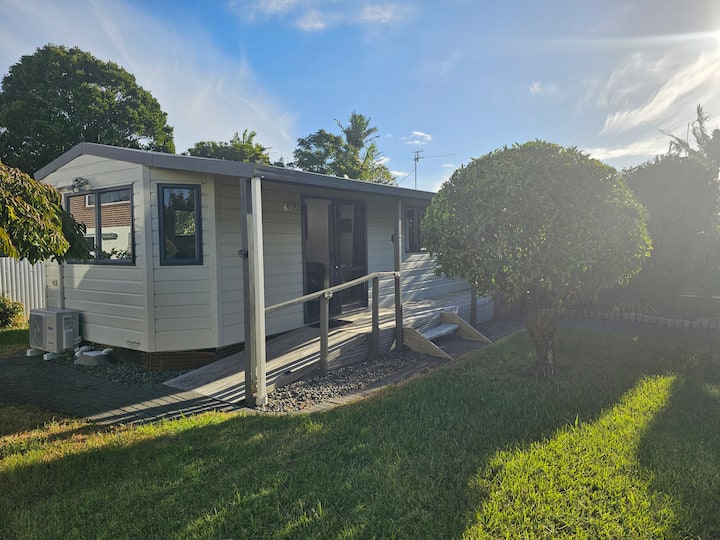 Blockhouse Bay 1 Bedroom - Little Garden House - Auckland
