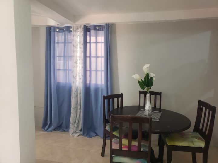 It’s A Cozy Place In Busy Part Of St George - Granada