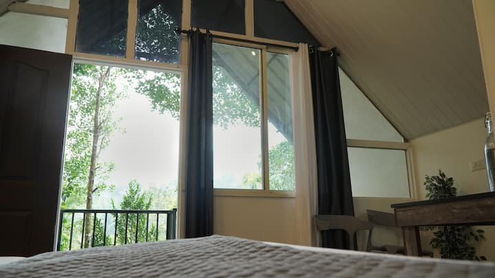 Mithra Valley View - Munnar