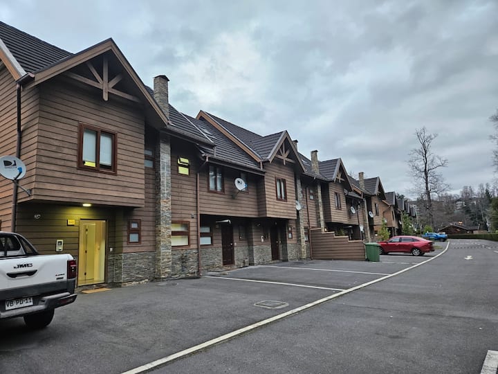 Se Arrienda Hermosa Casa En Pucon - Pucon