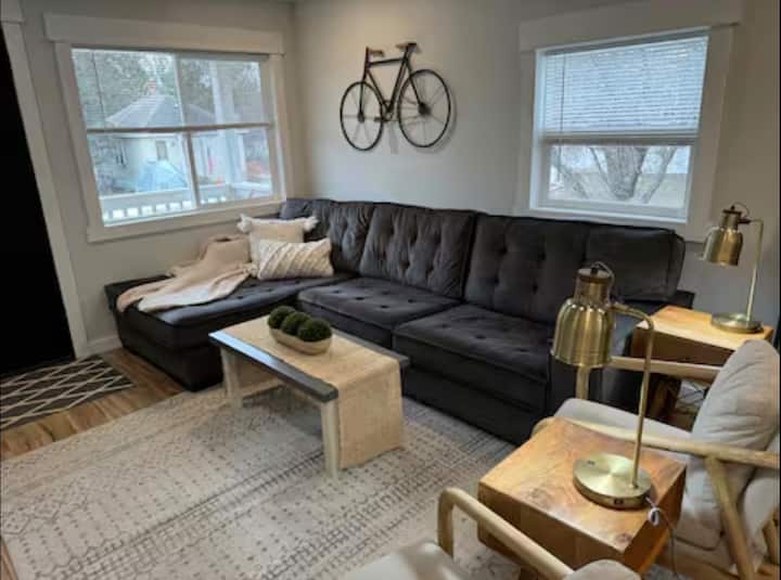 Spokeasy Cottage | Cuyuna Trails + Game Room - Crosby, MN