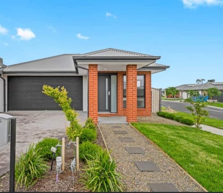 Modern Cozy Home Opp Park In Quiet Neighbourhood - Lyndhurst