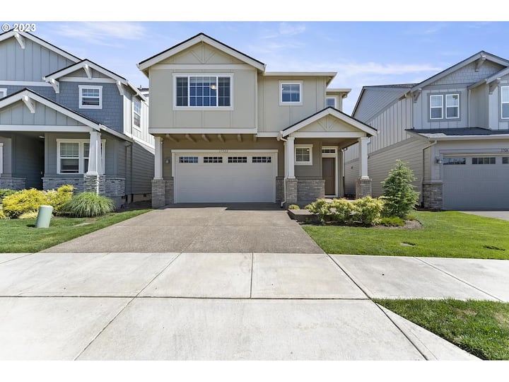 [Py5] Temp Home, Fully Furnished, Modern, Spacious - Wilsonville, OR