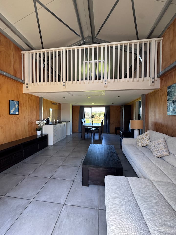 The Barn On Campbell - Martinborough