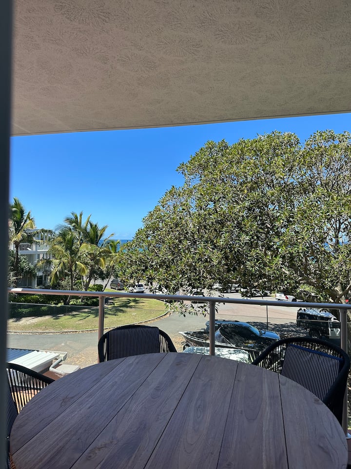 Beachside Escape Opposite The Dunes - Noosa Heads