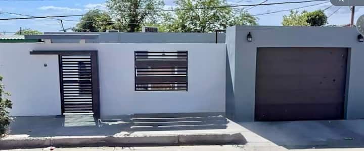 Casa Céntrica | A Minutos De La Línea Y Hospitales - San Luis Río Colorado