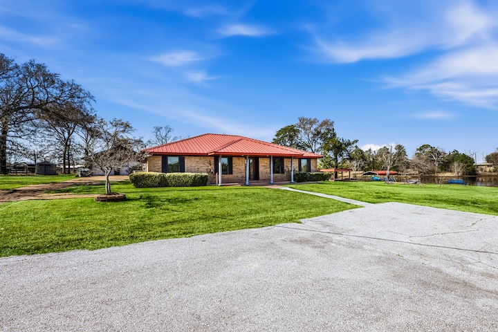Hoofs And Horns Private Ranch - Huntsville, TX