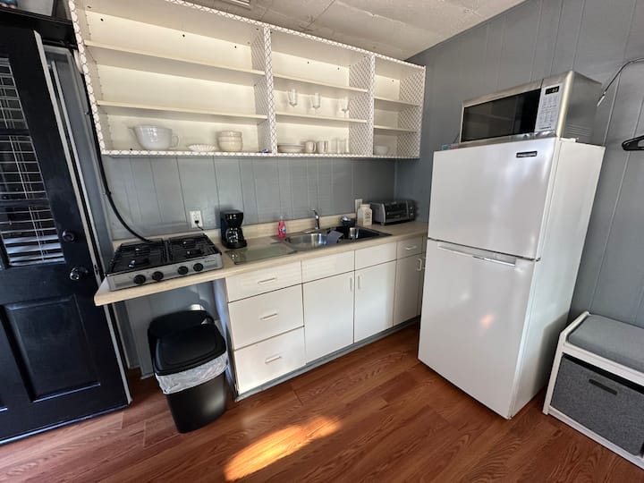 Studio Oasis In Downtown Deland - DeLand, FL
