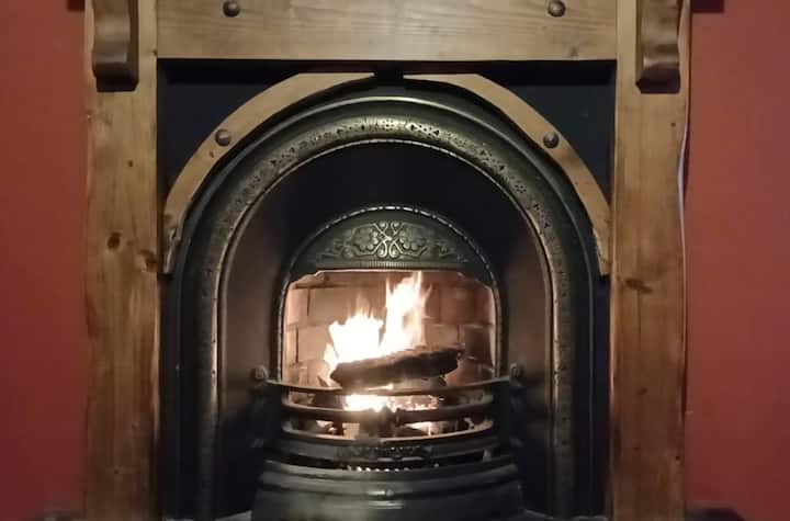 Countryside Fresh Eggs, Turf Fire & Friendly Hens - Trim