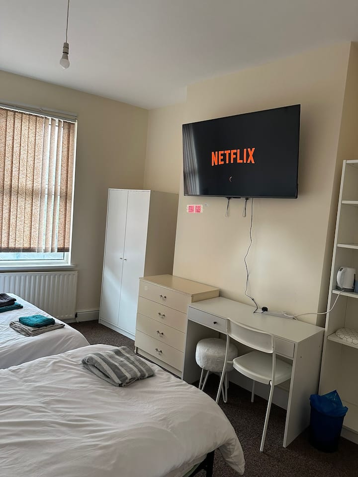 Triple Near City Centre, Qmc, Train Station - Nottingham