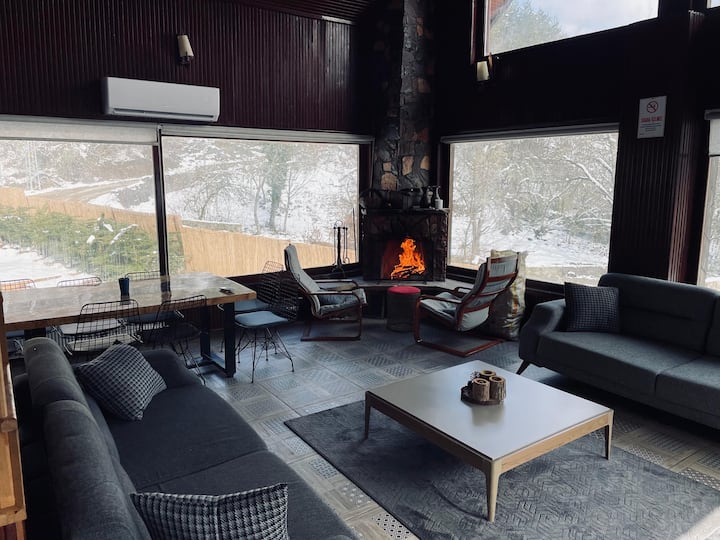 Isıtmalı Havuzlu Triblex şöMineli Taş Villa 3 Kat - Abant Gölü