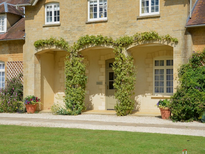 Sandown - Ukc1154 - Chipping Norton